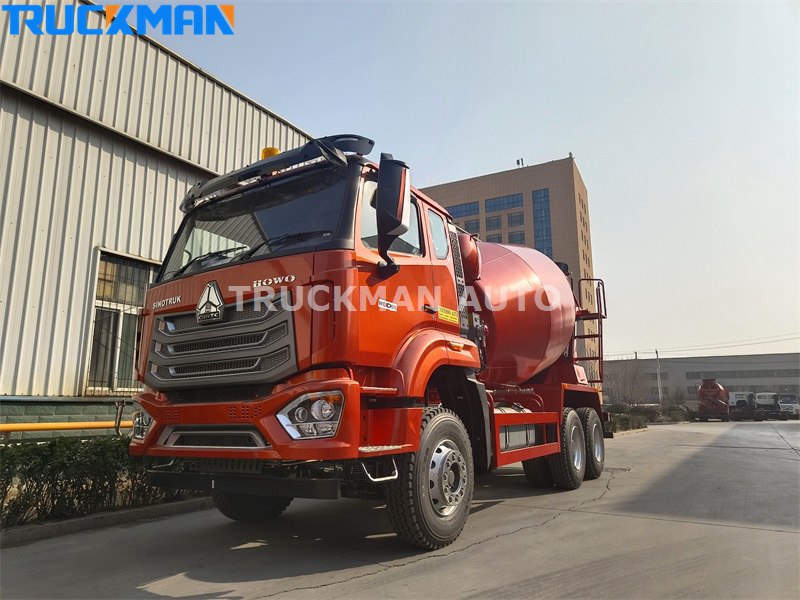 SINOTRUK HOWO NX 380HP 10 Wheels 10 CBM Concrete Mixer Truck For Guyana