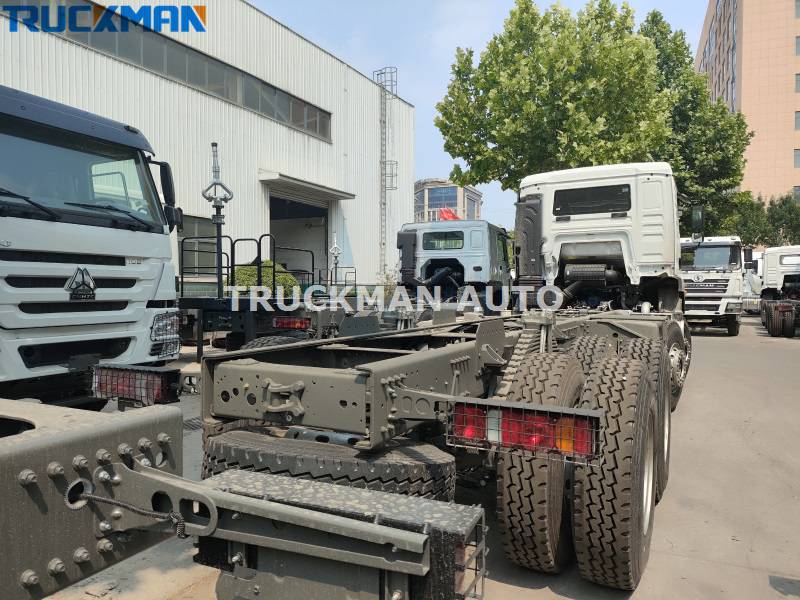 12 Wheels Van Truck SINOTRUK HOWO TX 8x4 380HP Cargo Truck Chassis To ...