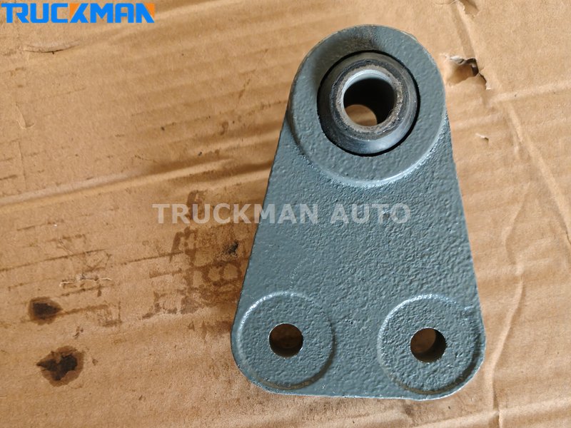 High Quality SINOTRUK HOWO Front Axle Stabilizer Rod Bracket