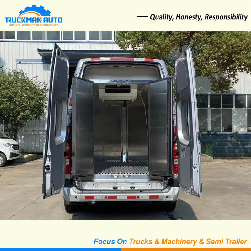 Rear Dual-tire FOTON TOANO Light Cargo Bus Refrigerated Bus For ...