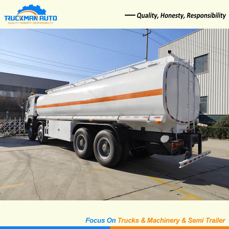 HOWO 12 Wheels 8X4 430HP 30000L Fuel Tank Refuelling Truck